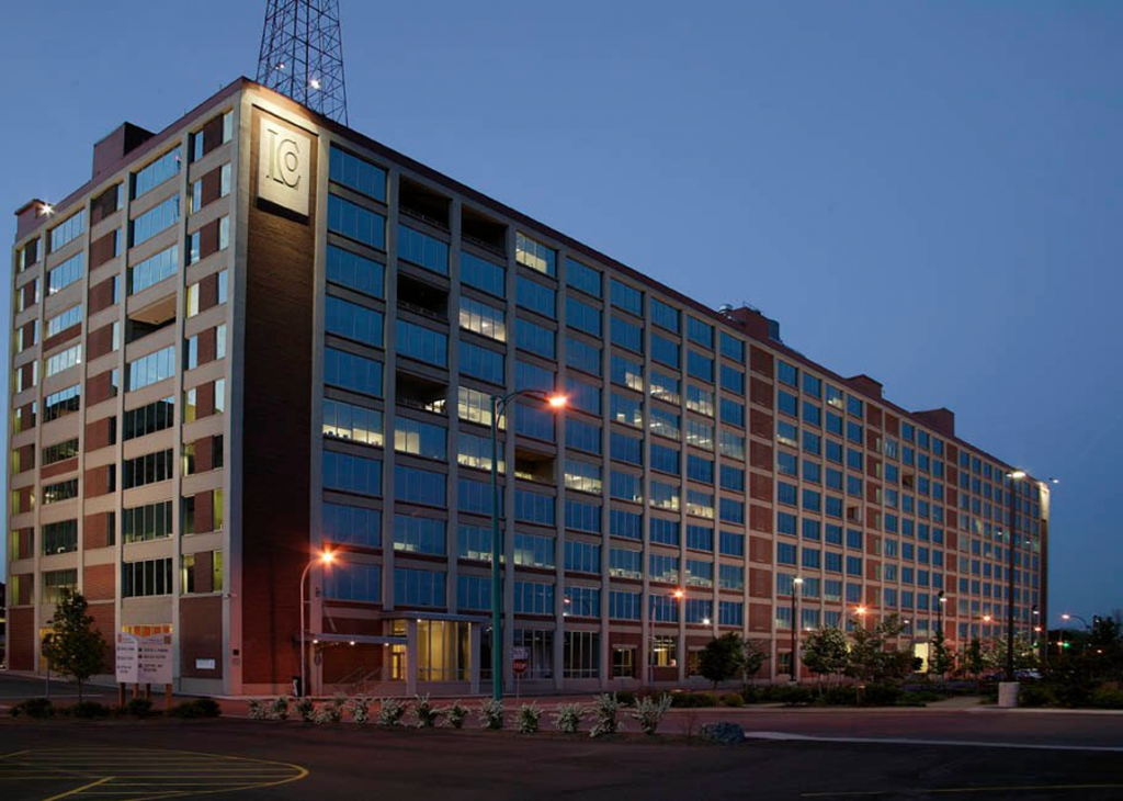 bg_one - larkindg.com